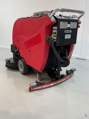 Scrubber Dryers - Beta Solutions Ltd, Industrial Cleaning Machine Sales ...